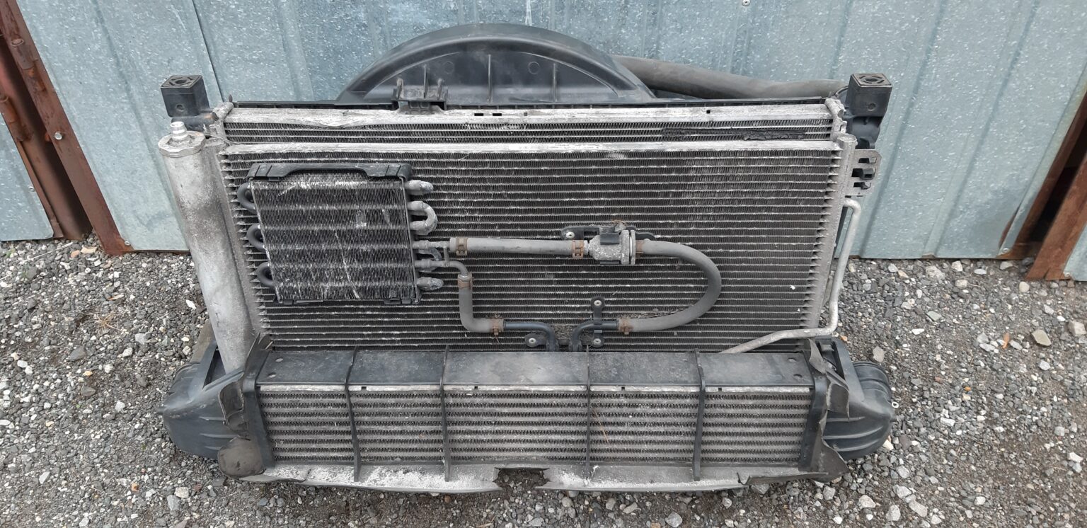 WENTYLATOR CHLODNICA MERCEDES C KLASA W203 2035000193 - Części zamienne ...